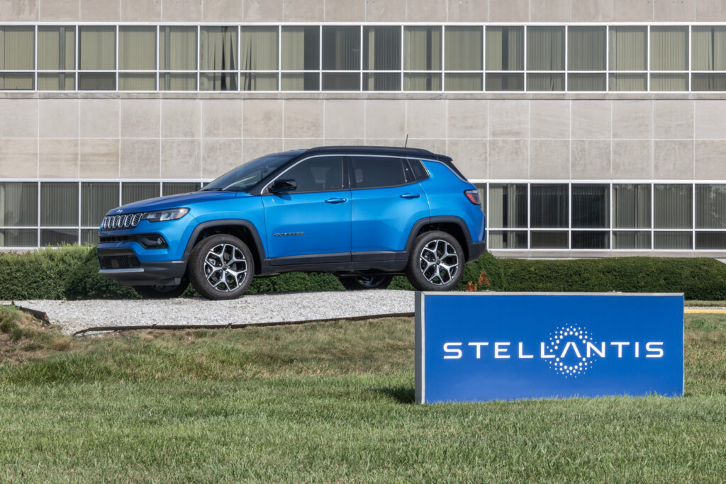 Recall due to fire risk - Stellantis must inspect over 750,000 vehicles